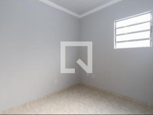 Casa de condomínio para alugar com 30m², 1 quarto e sem vaga