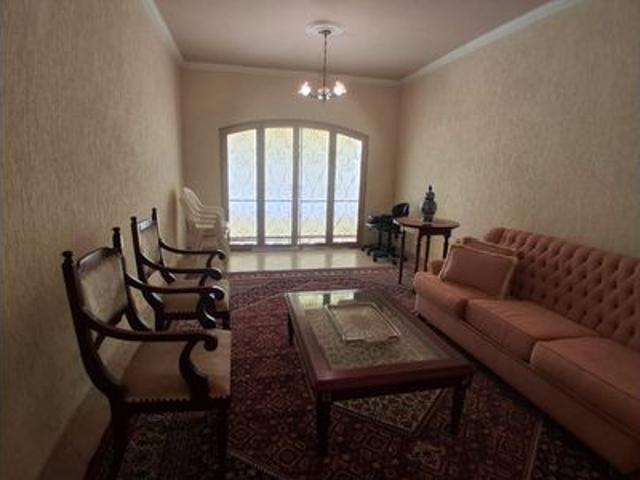 Casa de condomínio para alugar com 450m², 4 quartos e 5 vagas