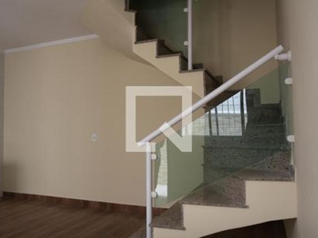Casa de condomínio para alugar com 42m², 2 quartos e 1 vaga
