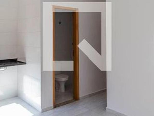 Casa de condomínio para alugar com 43m², 1 quarto e sem vaga