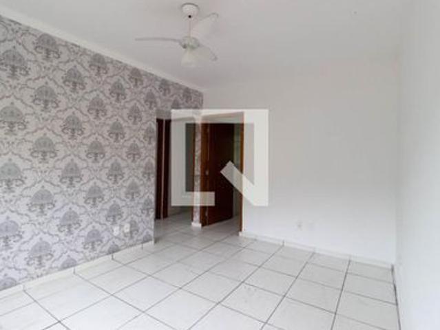 Casa de condomínio para alugar com 55m², 2 quartos e 1 vaga