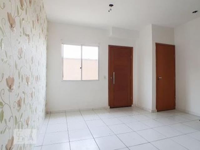 Casa de condomínio para alugar com 78m², 2 quartos e 1 vaga