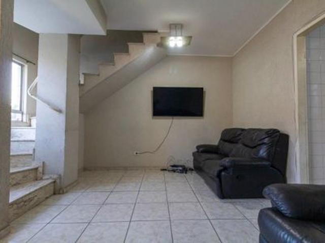 Casa de condomínio para alugar com 72m², 3 quartos e 2 vagas