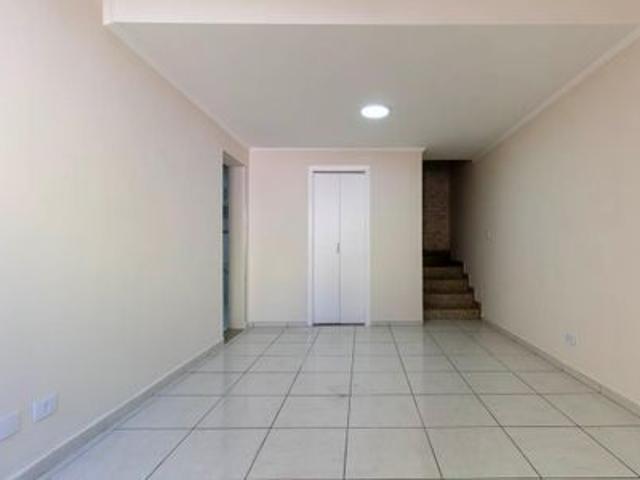 Casa de condomínio para alugar com 95m², 2 quartos e 1 vaga