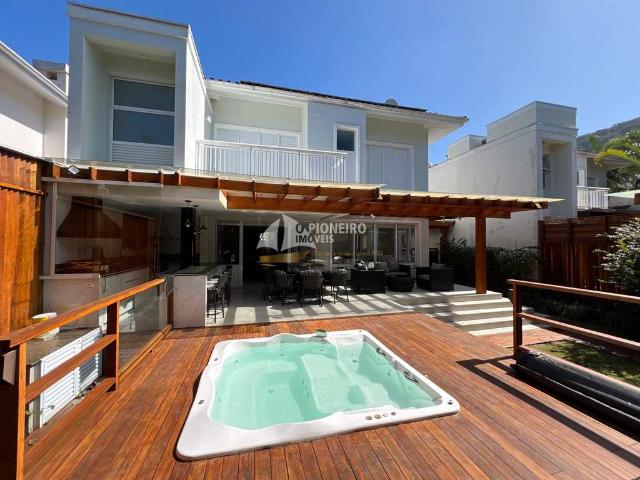 Casa de condomínio para locação anual em Juquehy!