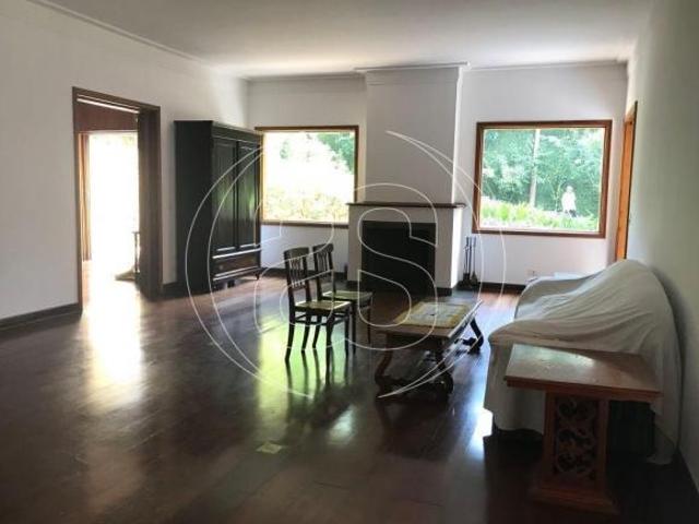 Casa de Condomínio para locação e venda na Chácara Flora com 4 suítes e piscina