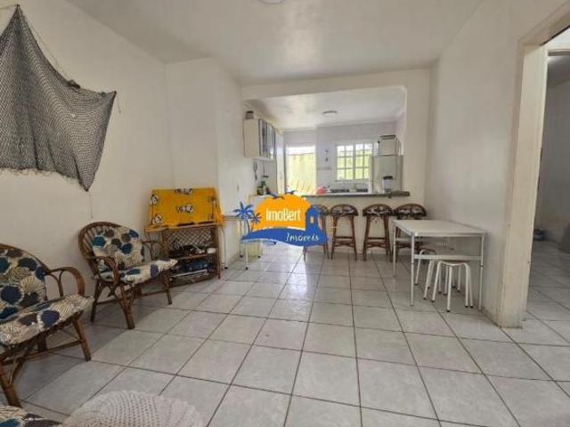 Casa de condomínio perto do mar à venda em Bertioga SP, Com 3 quartos sendo 2 suítes, 2 vagas de g