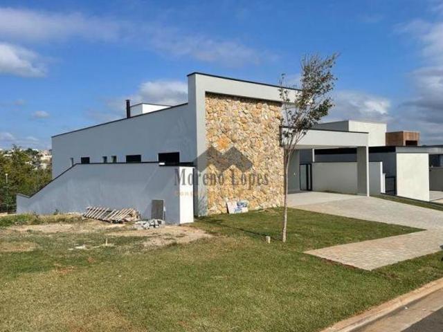 Casa de condomínio VOTORANTIM SP