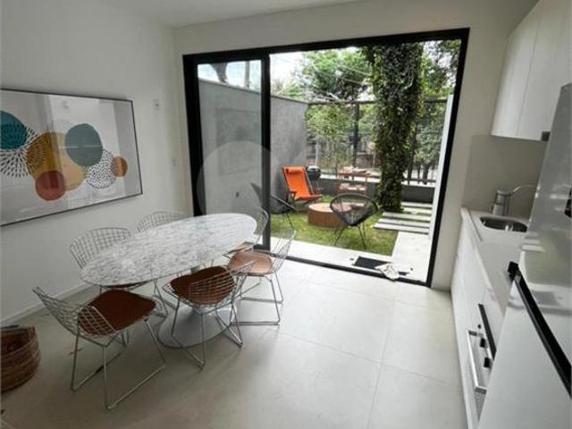 Casa de Condomínio Vila Mariana 2 Suítes 2 Vagas Venda / Compra