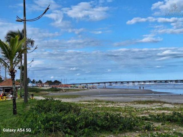 Casa de condômino 3 dormitórios ao lado da Praia em Mongaguá