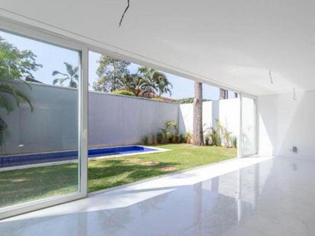 Casa de Condomino para venda 525m² 4 quartos suites piscina 5 vagas em Granja Julieta São Paulo