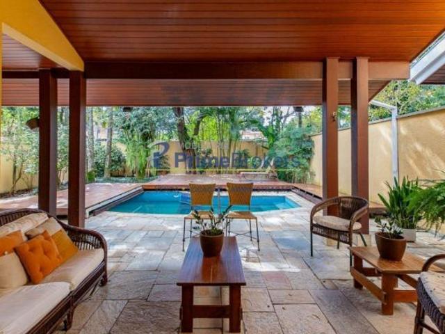CASA DE CONDONDOMÍNIO 4 QUARTOS 602 m2