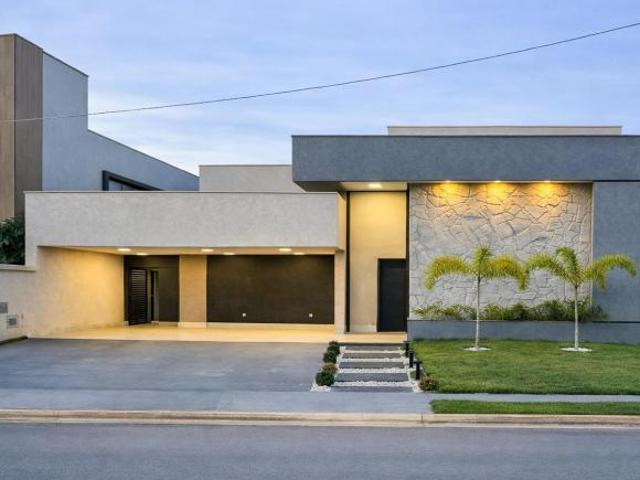Casa de de 178 m² com 03 suítes á venda no Jardins Porto Senador Canedo GO