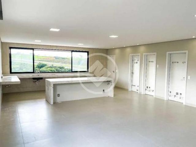 Casa de Dois Andares no Condomínio Alphaville em Vespasiano MF / My Broker