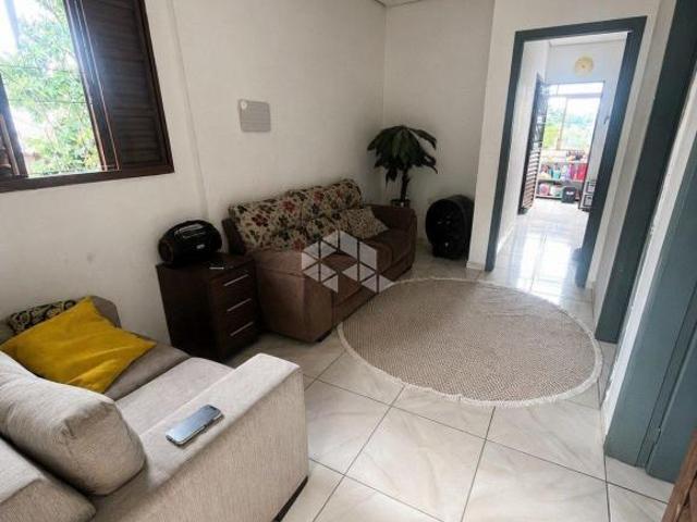 Casa de dois dormitórios em Viamão