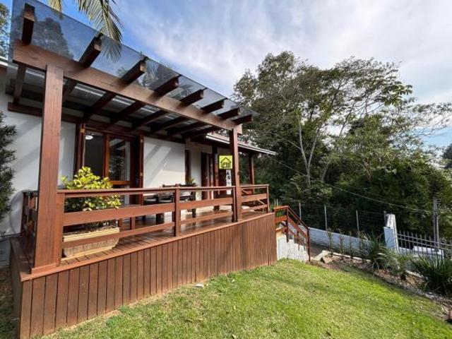 Casa de dois dormitórios semi mobiliada no Bairro 3L em Igrejinha R