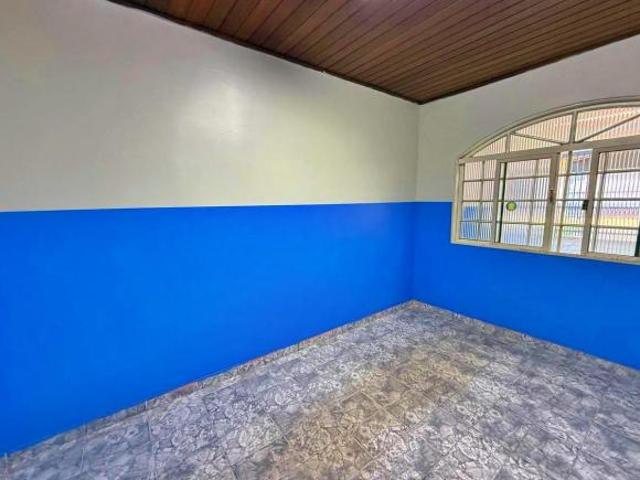 Casa de equina com 3 quartos à VENDA – Taguatinga Norte