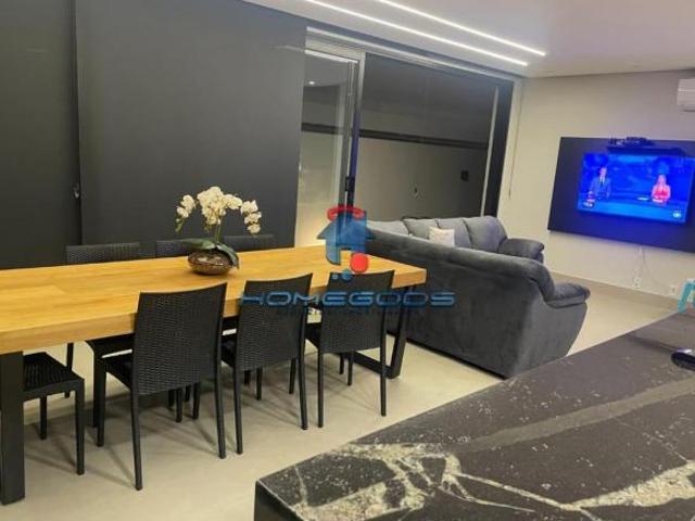 Casa de esqina è venda com terreno de 450 m² no bairro Swiss Park Campinas