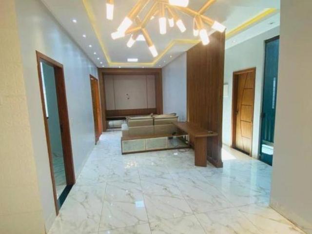 Casa de Esquina 320m² Jd. Curitiba / Estrela Dalva 3 Quartos Porcelanato R$ 500 Mil