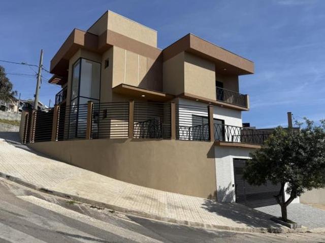 Casa de Esquina com Vista pra Mata Portal dos Ipês