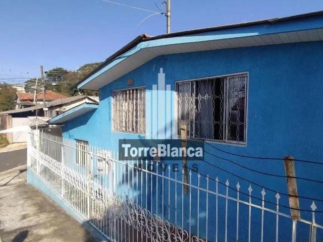 casa de esquina com 11 quartos em Olarias
