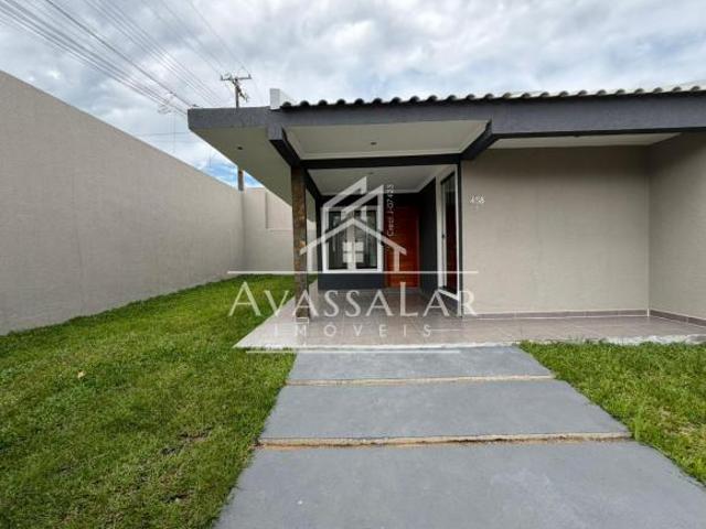 Casa de esquina com 3 dormitórios no bairro Iguaçu Fazenda Rio Grande/PR