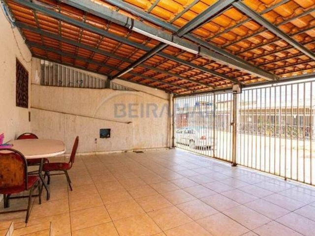 Casa de Esquina com 3 Residências – 150m² Construídos em 144m² de Terreno – Ceilândia Sul, Brasília