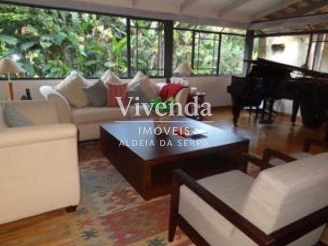 Casa de Esquina á Venda Aldeia da Serra