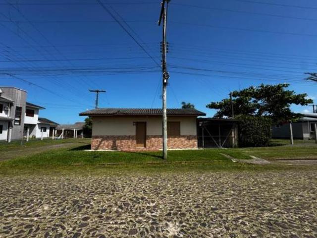 Casa de esquina à venda em Areias Brancas Arroio do Sal