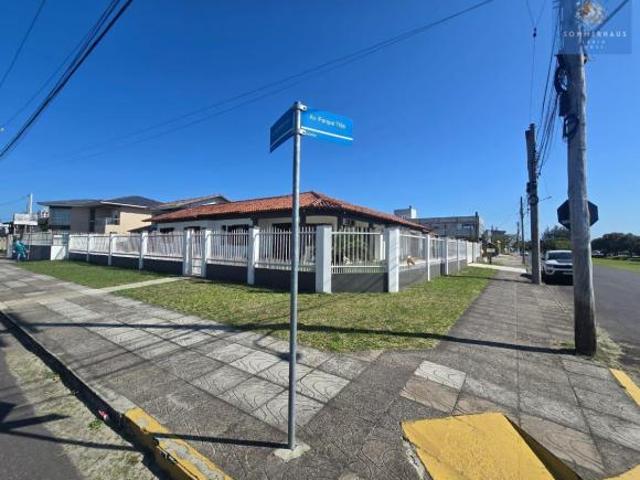 Casa de esquina em Capão da Canoa