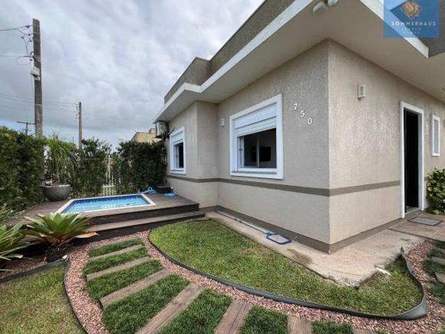 Casa de esquina em Capão da Canoa
