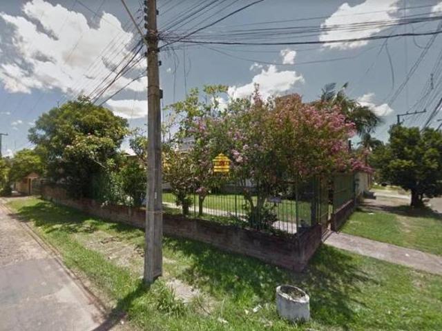 Casa de esquina Excelente localização Bairro Scharlau
