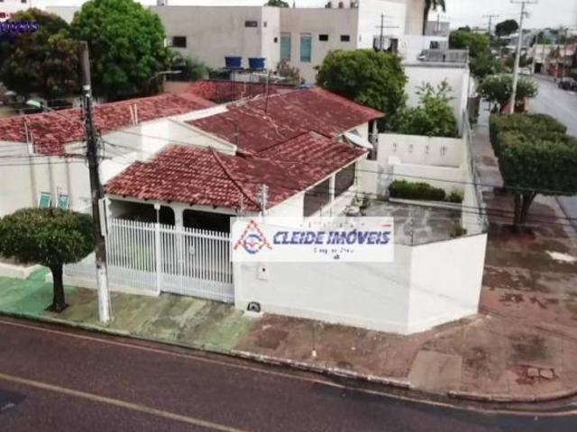 Casa de esquina, ótima para fins Comerciais, salas, Clinica à venda Jardim Cuiabá Cuiabá/MT
