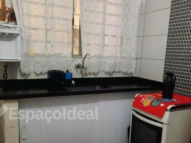 CASA DE ESQUINA NO BAIRRO JARDIM ITAMARATY