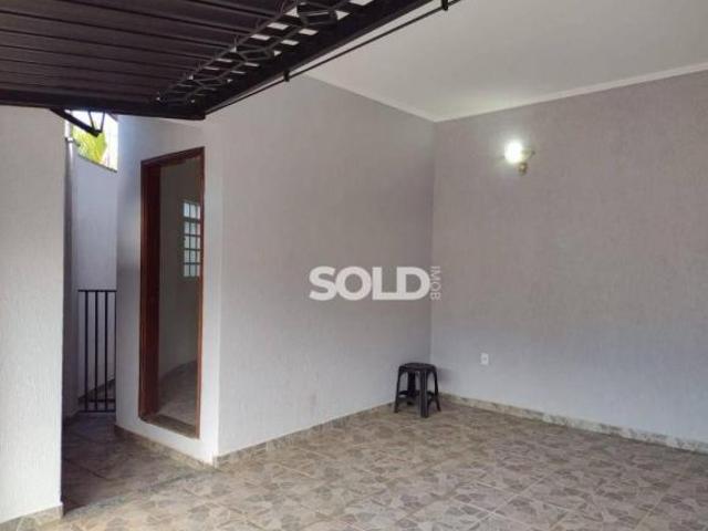 Casa de Esquina no Residencial Nova Franca