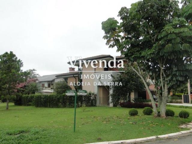 CASA DE ESQUINA NA MORADA DOS PINHEIROS