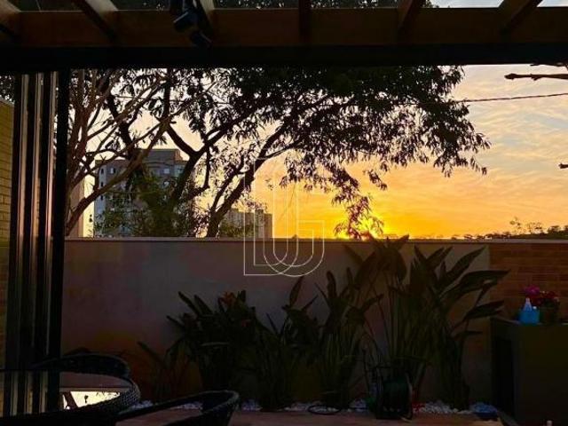 CASA DE ESQUINA PARA VENDA 3 DORMITÓRIOS NO CONDOMINIO GIORNO DI SOLE 2 EM JUNDIAÍ SP