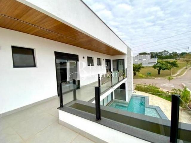Casa de Esquina para venda, com Vista Privilegiada para a Serra do Japi no condomínio Reserva da Ser