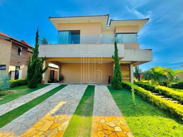 CASA DE ESQUINA PARA VENDA MOBILIADA, 3 SUÍTES, PISCINA NO CONDOMINIO RESIDENCIAL IBI ARAM ITUPEVA