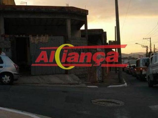 Casa de esquina para seu comércio, 3 vagas e sala 2 ambientes