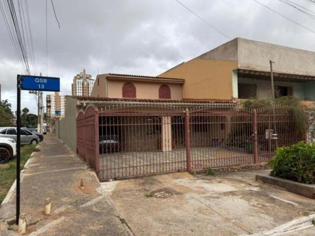 Casa de Esquina QSB 13 Taguatinga Sul