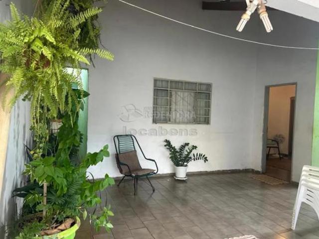 Casa de fundo a venda no Residencial Cidade Jardim com 02 quartos