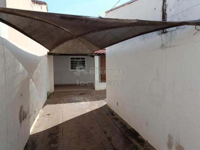 Casa de Fundos Venda Dom Lafaiete