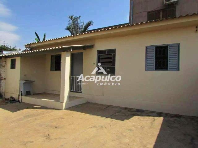 Casa de fundos para alugar no bairro Vila Mathiesen em Americana/SP