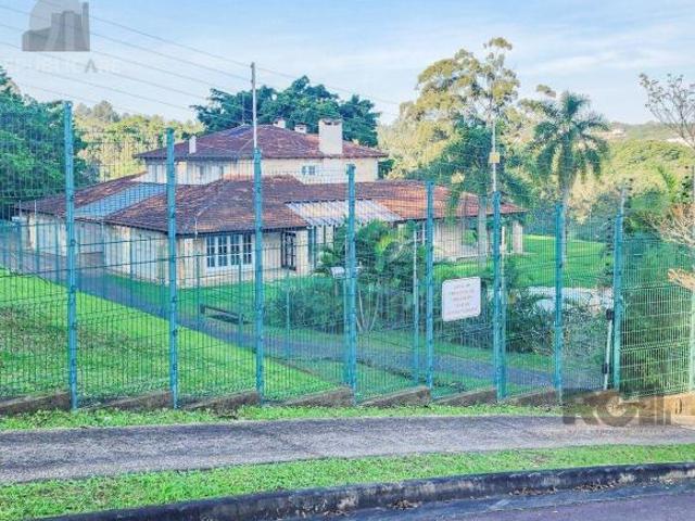 Casa de Fazenda com 1.318m²