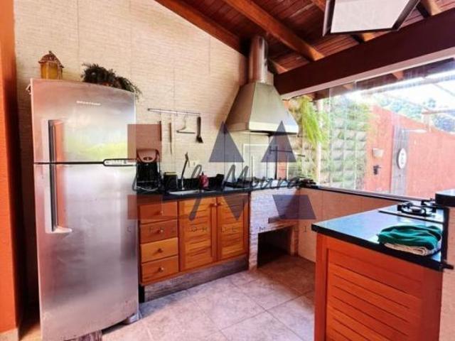 Casa de frente ao Rio Una disponível para venda