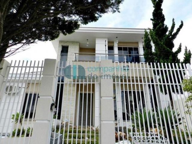 Casa de frente para, Cinco Quartos no Capão Raso