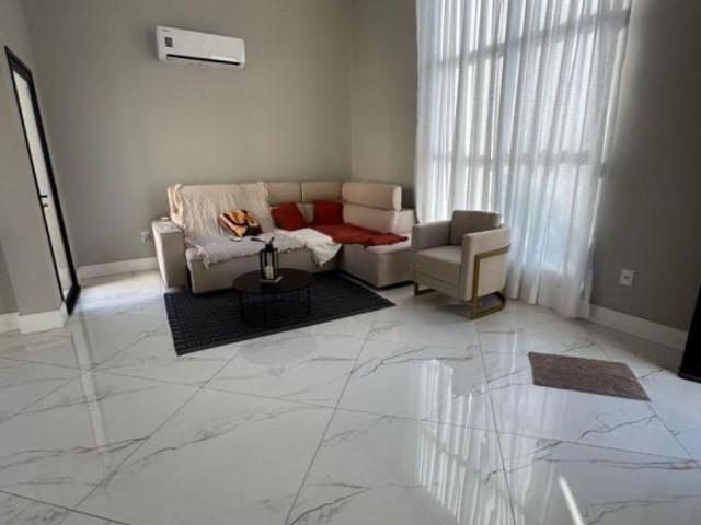 CASA DE LUXO COM HIDROMASSAGEM EM CONDOMÍNIO FECHADO 3 DORMS E 4 VAGAS DE GARAGEM SUMARÉ/SP