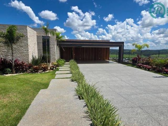 Casa de Luxo com Vista Panorâmica no Condomínio Mirante do Fidalgo – Lagoa Santa