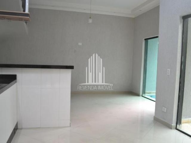 Casa de luxo com 3 suítes e 2 vagas no Jardim Líbano, São Paulo SP: a sua oportunidade imperdível!
